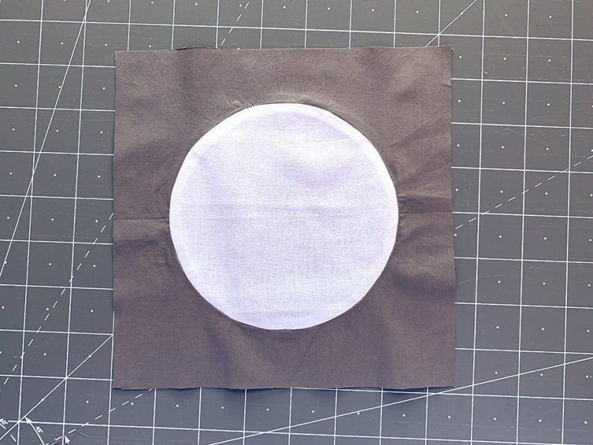CIRCLE IN A SQUARE TUTORIAL - Capaquilts