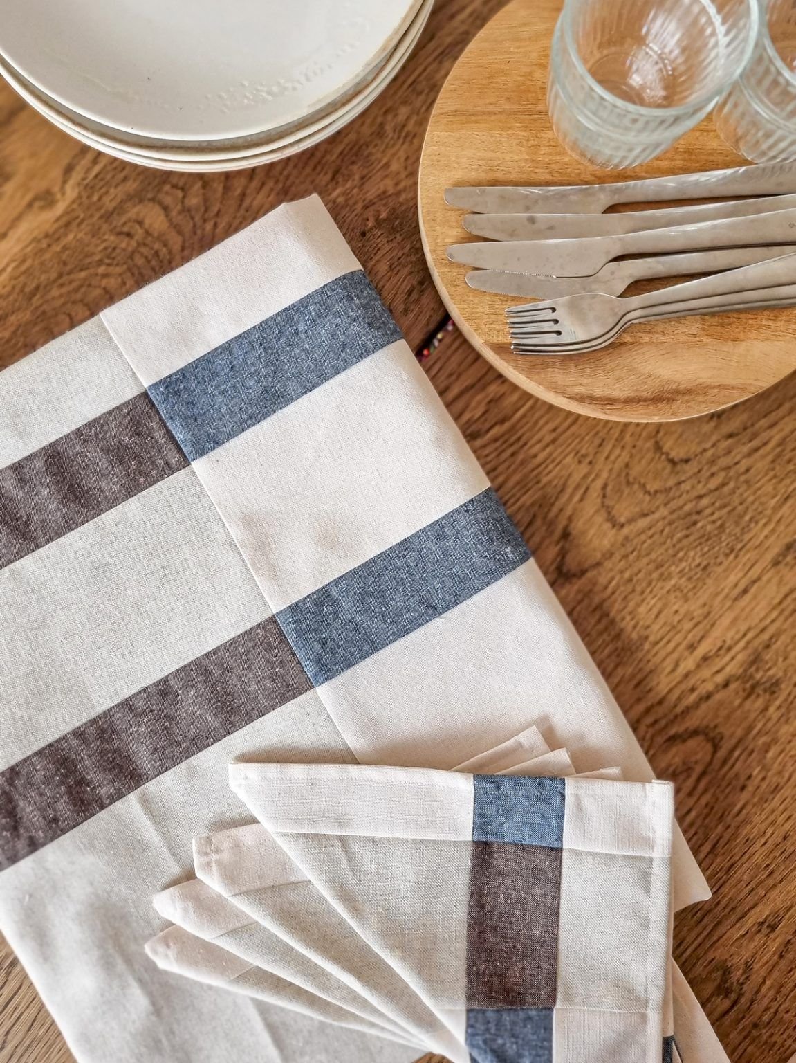 MAKING A TABLECLOTH - Capaquilts